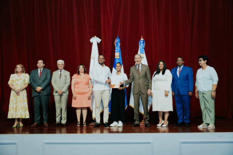 Instituto Tecnológico de Las Américas – ITLA - » MESCyT e ITLA realizan ...